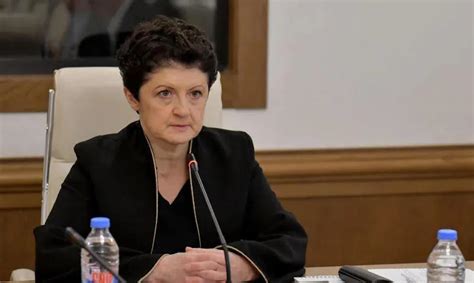 თეა წულუკიანი არ მინდა ზედმეტად ეჭვიანი ვიყო მაგრამ ვფიქრობ