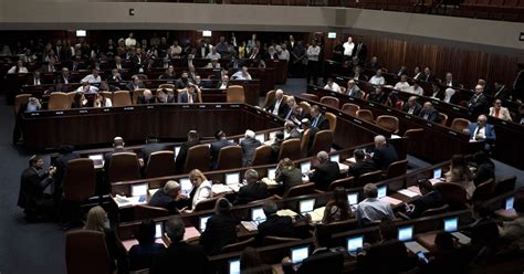 Israeli Lawmakers Debate Judicial Overhaul Amid Mass Protests