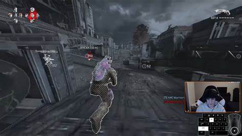 Cracked R Gearsofwar