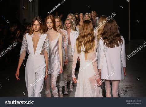 89787 Topless Female Fashion Models On Runway Royalty Free Images