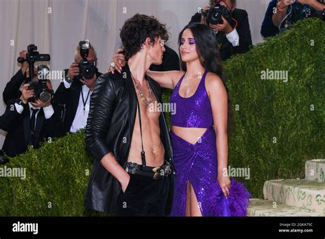 New York Usa 13th Sep 2021 Shawn Mendes And Camila Cabello Walking On The Red Carpet At The