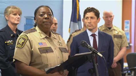 Mpd Chief Hennepin County Sheriff Address Fallout From Federal Raid On Minneapolis Restaurant