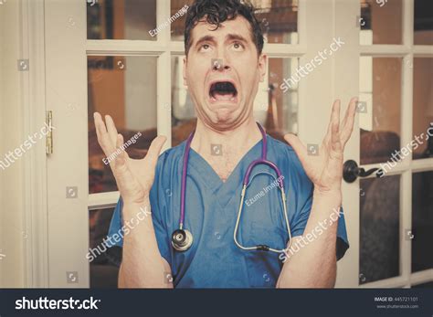 Im Genes De Nurse Panic Im Genes Fotos Y Vectores De Stock Shutterstock