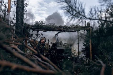 Упродовж доби на трьох напрямках фронту відбулось 38 бойових зіткнень