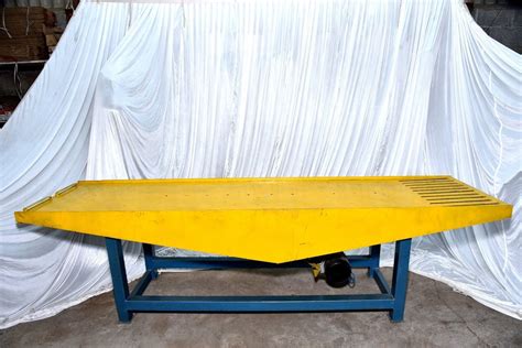 Jxn Semi Autometic Interlock Vibrator Table Power 1 2 Kw Model Name Number 250 At Rs 65000