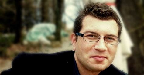 arti lushi letërsia më ka ndihmuar ta njoh veten dhe të shprehem kulturë