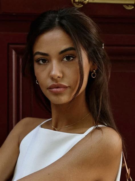 Picture Of Laura Marque