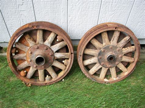1927 28 Chrysler Model 72 Rear Wheels With Hubs And Brake Drums