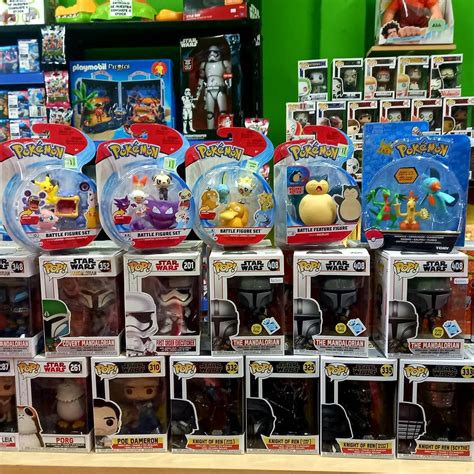 Pokemon Battle Figure Set Loudred Collectoys Figuras Facebook