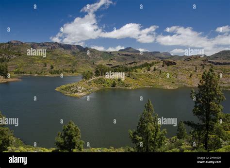 Las Ninas Dam Stock Photo Alamy