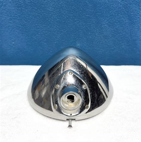 Unity Spotlight Model S6 Chrome Shell Lightbar Salvage