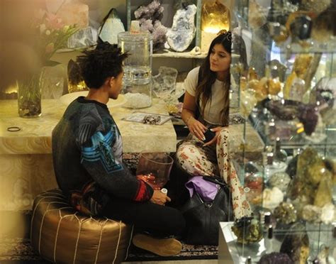 Kylie Jenner And Jaden Smith Hook Up For Crystal Date PHOTOS Celeb Dirty Laundry