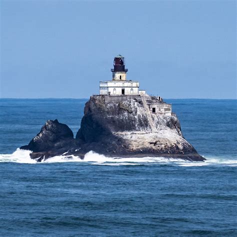 Tillamook Lighthouse In Cannon Beach Or With Photos