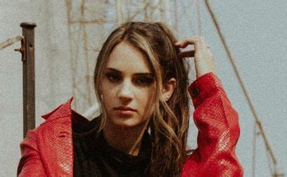 How To Do A Low Side Part Ponytail Step By Step