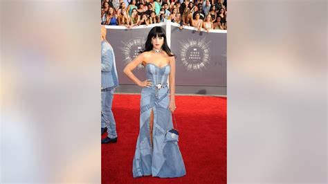 Katy Perry Thomas Rhett Team Up For Cmas Performance The Duo I Didn