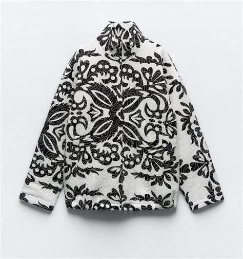 Стьобана куртка — ціна 1000 грн у каталозі Куртки Купити жіночі речі за доступною ціною на Шафі