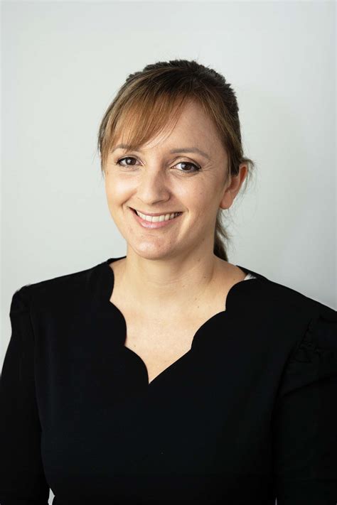 Dr Natalie Costello Totally Smiles