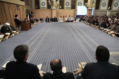 مراسم انس با قرآن در اولین روز از ماه مبارک رمضان Leader Ir