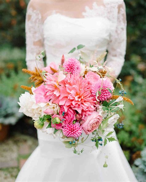38 Dreamy Dahlia Wedding Bouquets Martha Stewart Weddings