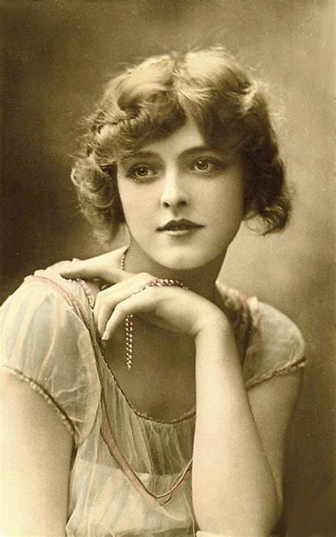 Constance Worth Roldschoolhot