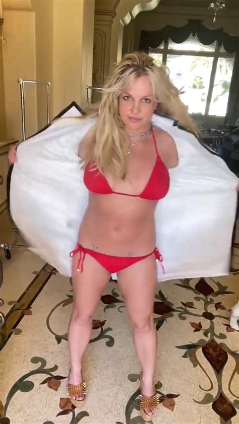 Nude Video Celebs Britney Spears Sexy Red Bikini