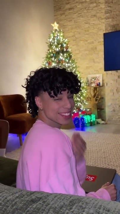 Larray And Sirthestars Hi Excuse Me Um Do You Speak Any English