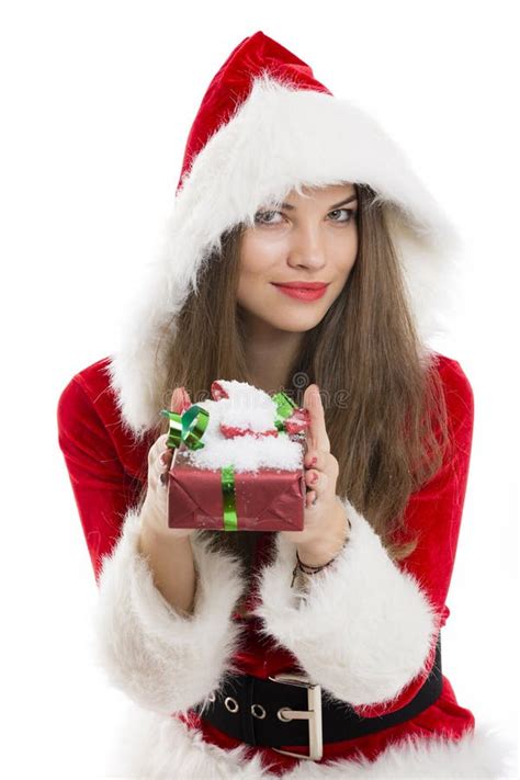 Вспугнутый и удивленный девочка подросток нося костюм Санты смотря вверх Стоковое Изображение