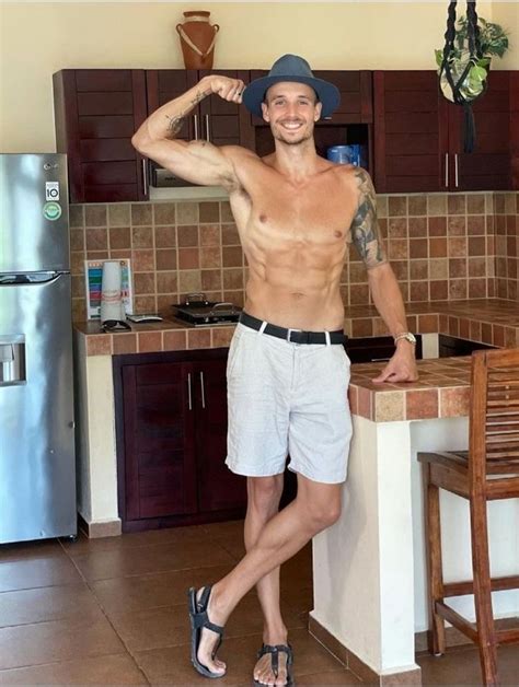 Pinterest Hombres Pelirrojos Sandalias De Cuero Hombres