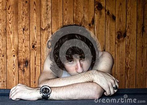 10 Pitiel Kijkend Naar Camera Stock Afbeelding Image Of Verward Kaukasisch 34299865