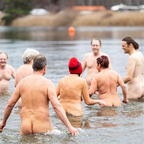 Neujahrsbrauch Hier Kommen Die Härtesten Typen Des Nordens Mopo