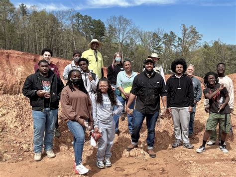 Geology students - Perimeter College