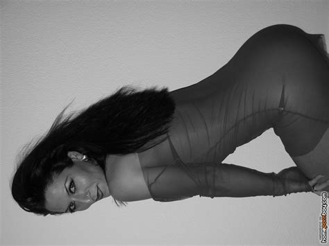 Very Sexy Amateur Brunette Milf Pics Collection Mobile Homemade Porn Sharing