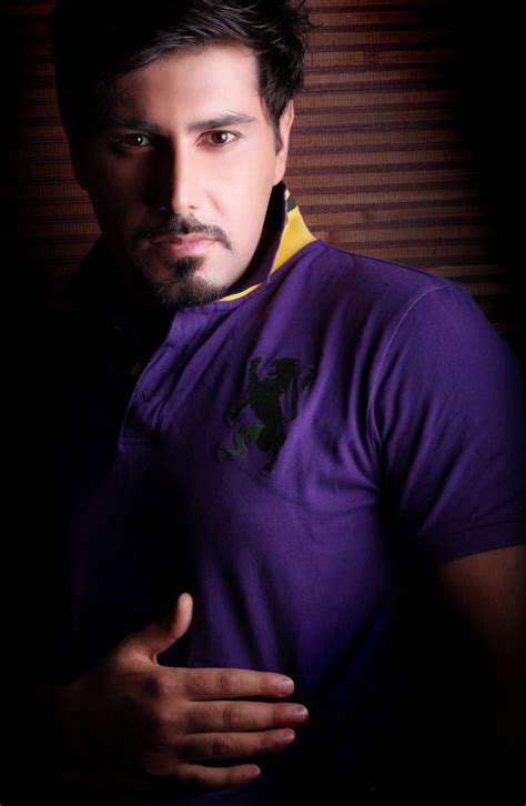 دو عکس بسیار زیبا از احسان خواجه امیری