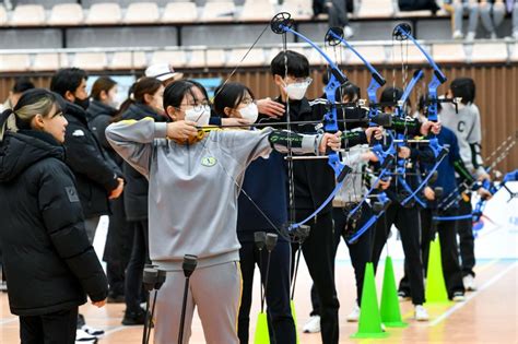 더 재미있고 친근하게…학교스포츠클럽 양궁대회 마쳐 파이낸셜뉴스