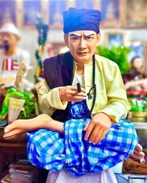 အဘ ဘိုးမင်းခေါင်ပဌာန်းဆက်များနှင့် ဆရာရဲရင့်တပည့်များ Facebook