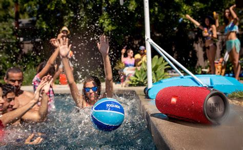 Jbl Xtreme Speaker Portabel Anti Cipratan Dengan Performa Sangat Mengguncang