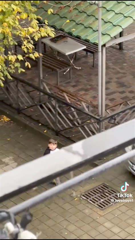 ქართველის ნამღერმა ყველა შოკში ჩააგდო👌🥰„მოსკოველი ქართველი ვარ ირაკლი ინწკირველი რუსულ