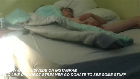 Streamer Sleeping Naked On Youtube Thisvid