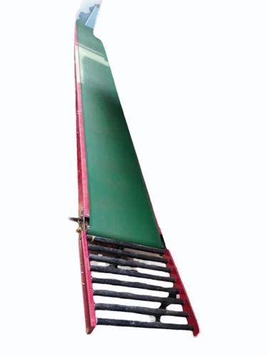 Rubber Loading Unloading Conveyor Capacity 50 Kg Per Feet At ₹ 150088