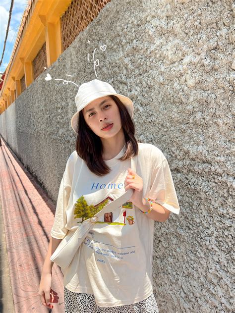 Minimal Day 🧤 เป็นสาวมินิมอลในลุคง่าย ๆ ชิล ๆ กันงับ 🫶🏻💖 แกลเลอรีที่โพสต์โดย 𝘼𝙤𝙢𝙨𝙬𝙝𝙭 Lemon8