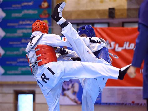 تکواندو بانوان انتخابی تیم ملی مبارزات ۱۴ تکواندوکار برای رسیدن به