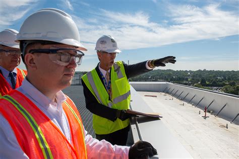 Ohio Delegation Staffers Tour New Nasic Intelligence Production Center Iii During Visit To