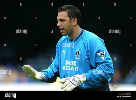 Richard Wright Everton Fc Goodison Park Liverpool 10 August 2002 Stock