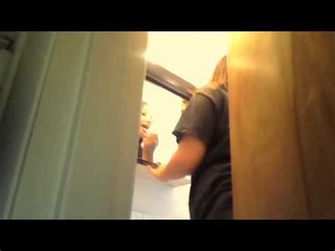 Spying On My Sister Part 1 Youtube