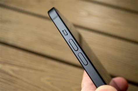 Apple Iphone 15 Review Fitting In