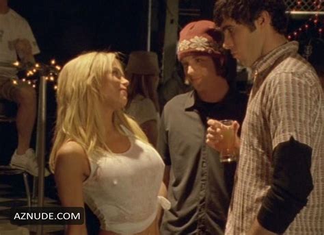 Jennifer Hill Nude Aznude