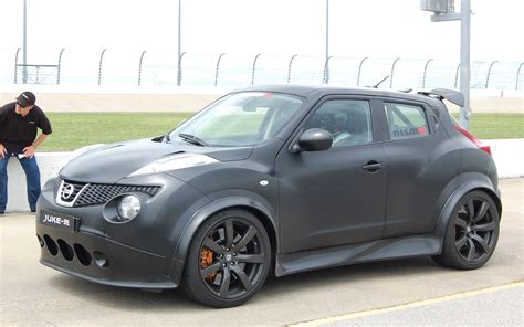 Stanced Nissan Juke