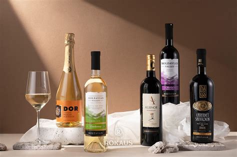 𝐒𝐩𝐞𝐜𝐢𝐚𝐥 𝐍𝐞𝐰 𝐖𝐢𝐧𝐞𝐬 부드럽고 풍성한 맛으로 채워진 로카우스 델리의 신규 와인 5종으로 특별한 선물을 준비해 보세요💝 신규 와인 리스트 🍷몰다비안밸리 메를로