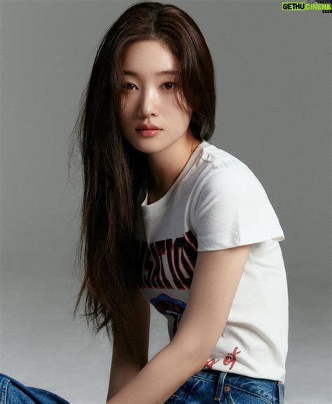 Jung Chae Yeon Wiki Biography Age Gallery Spouse And More