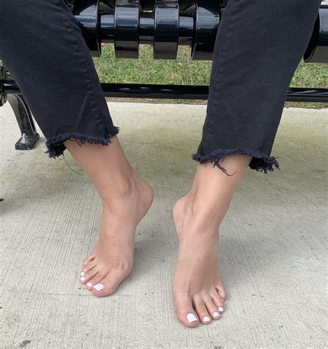 Get On Your Knees Scrolller